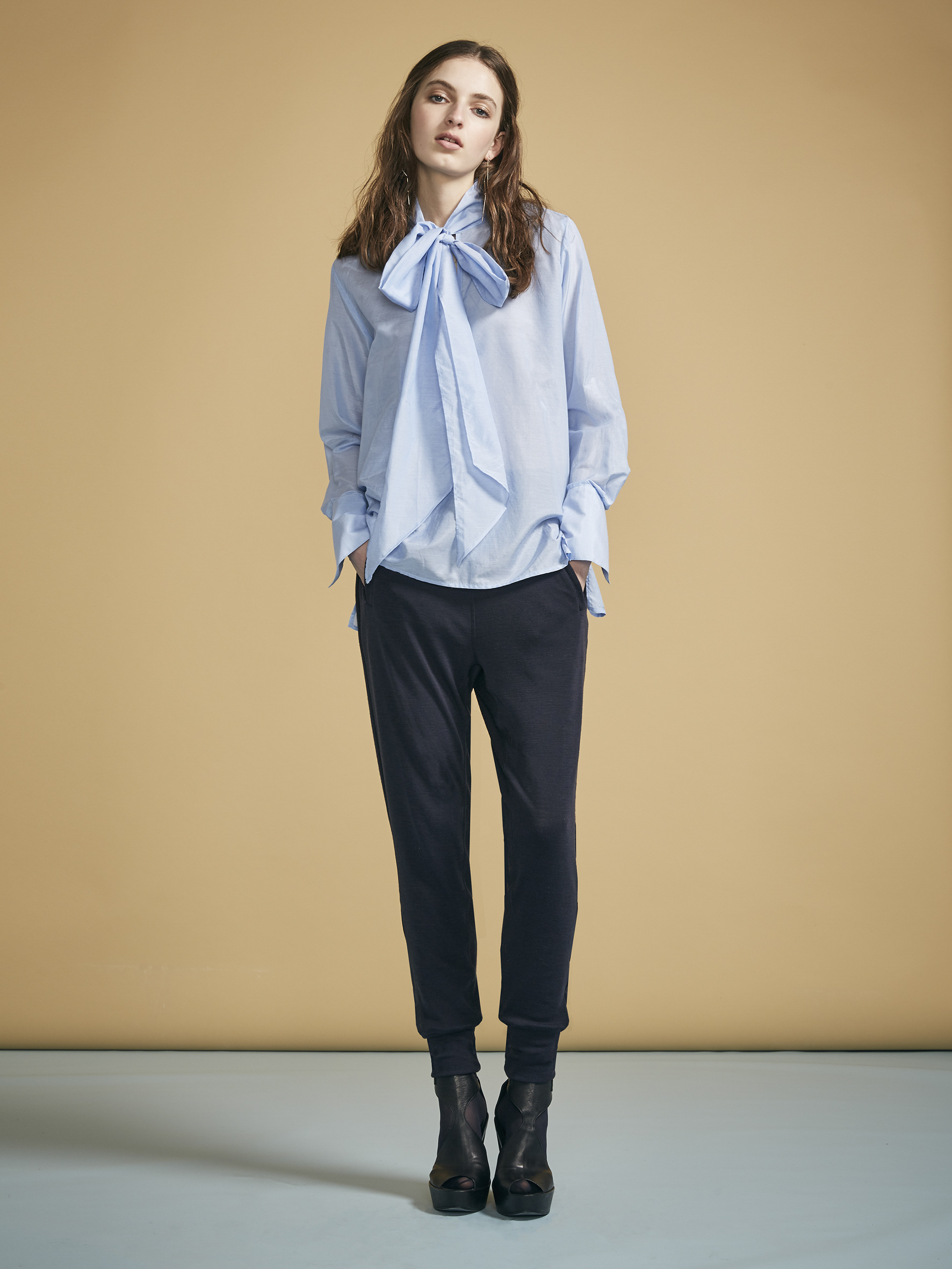 CAROLINE SILLS WINTER 2017 LOOKBOOK - Apparel