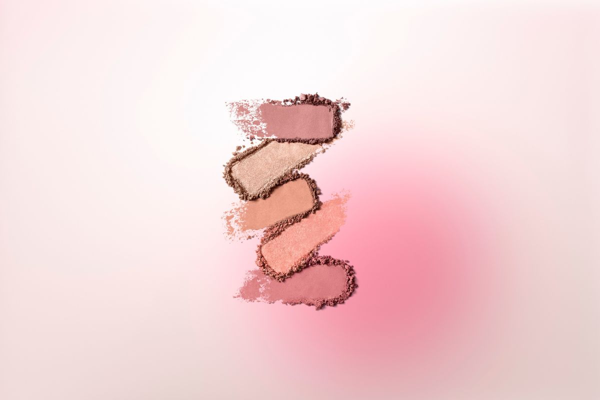 Elizabeth Arden Expands Makeup Range - Apparel